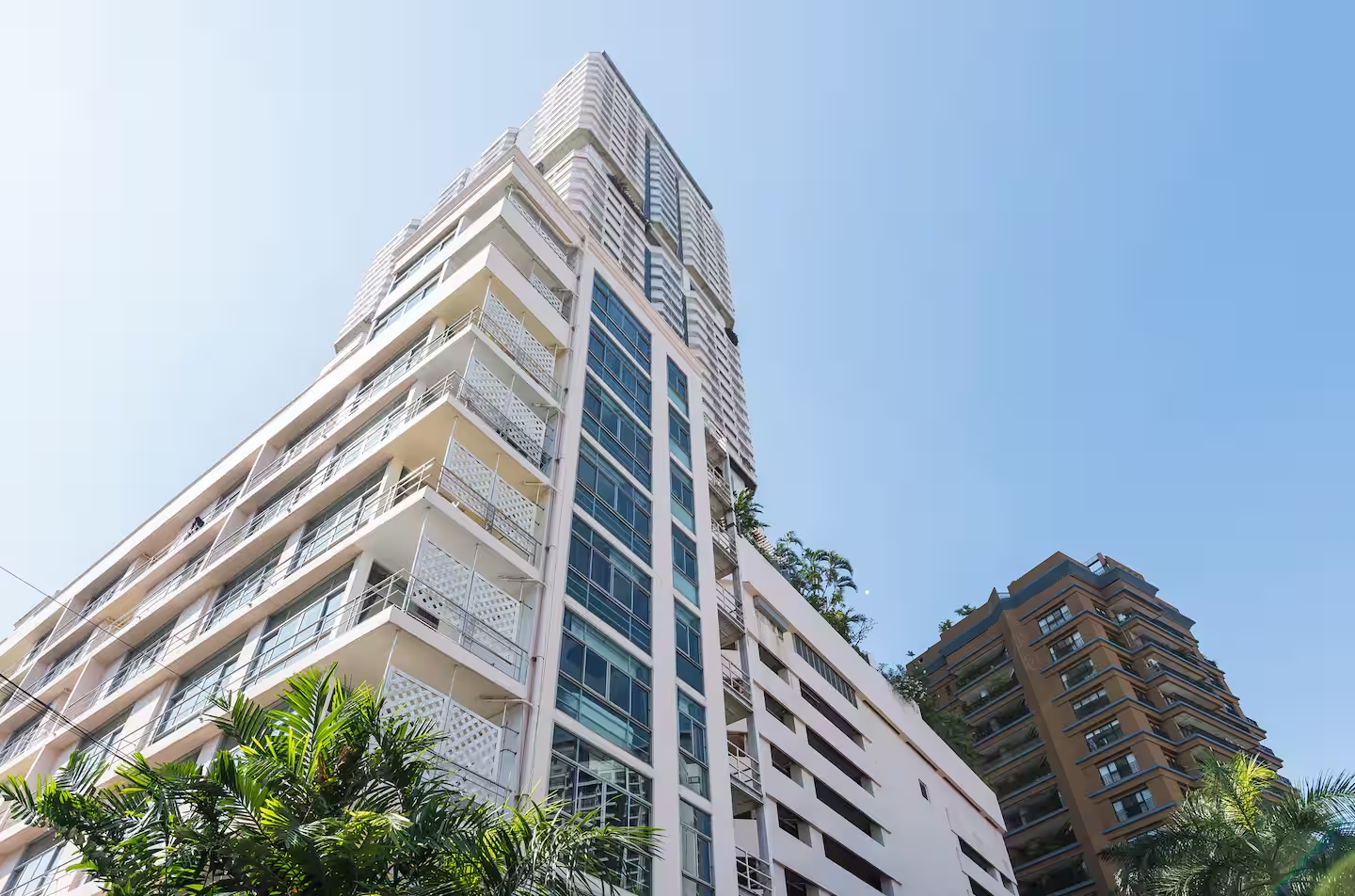 Waterford Diamond Tower - Relife Properties